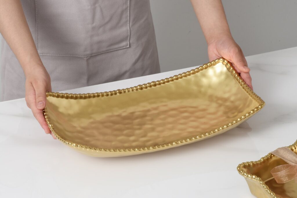 Rectangular Deep Server - Pampa Bay