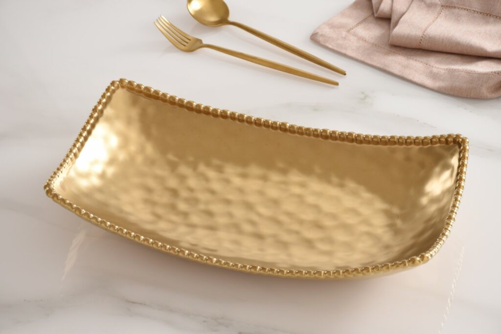 Rectangular Deep Server - Pampa Bay